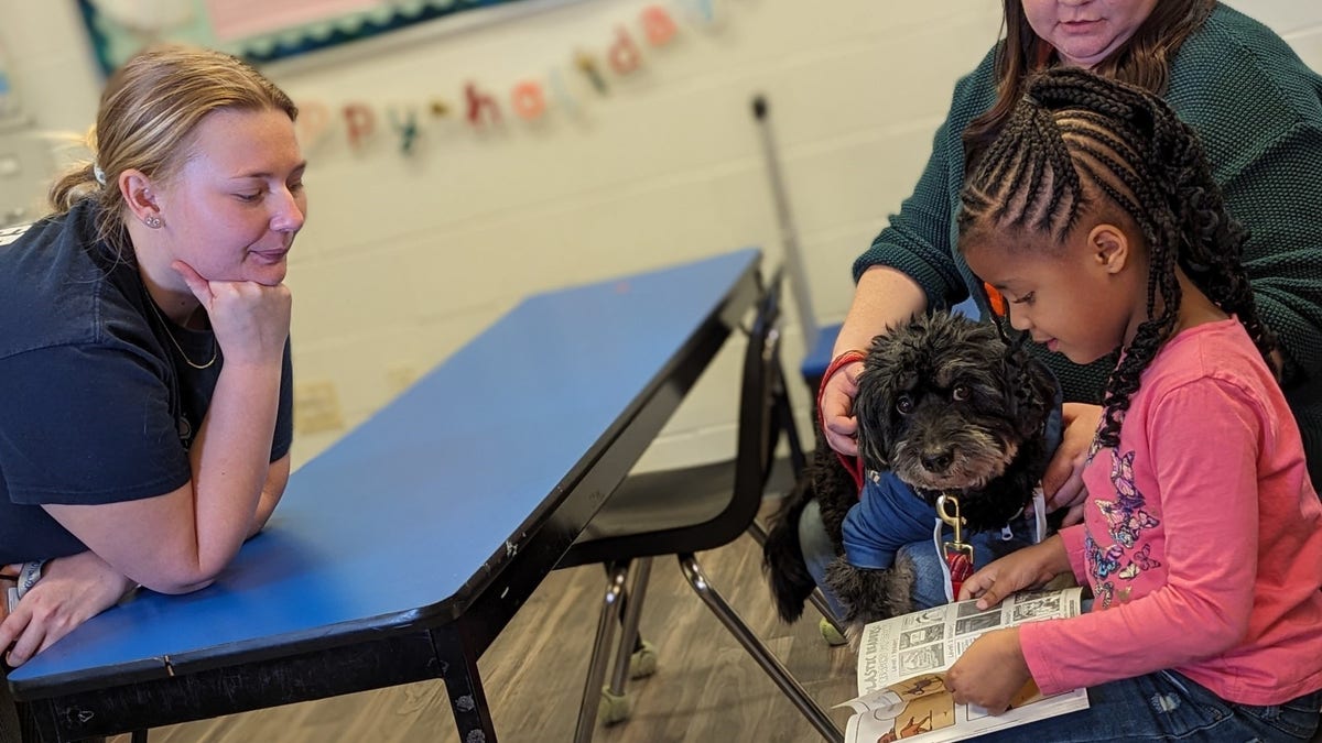 THE PLAYERS Helps Jacksonville Humane Society’s ‘Pawsitive’ Reading Program Hit the Road